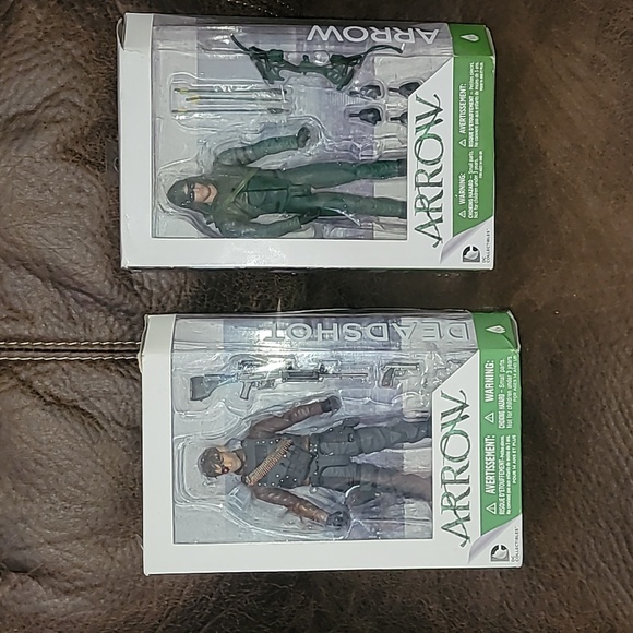 DC | Other | Lot Of 2dc Collectibles Arrow Action Figure In Season 3 ...